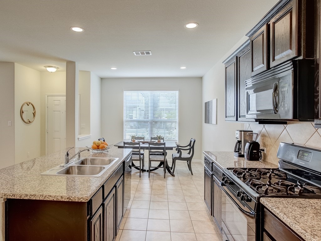 13700 Sage Grouse #1401 | Parmer Village - Laurie Flood Realtor Austin TX